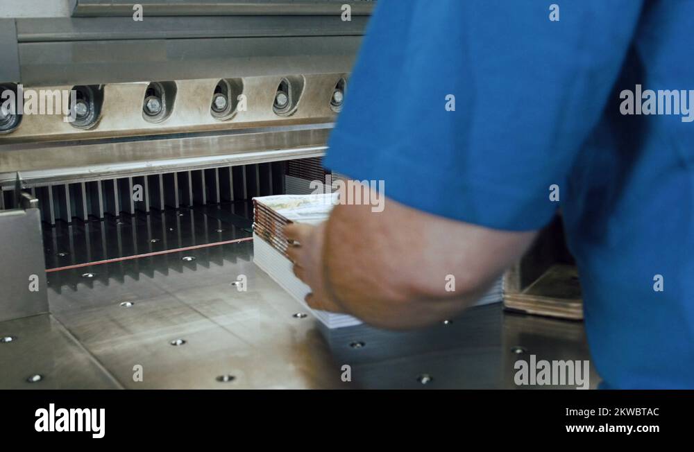 Paper factory cutter Stock Videos & Footage - HD and 4K Video Clips - Alamy