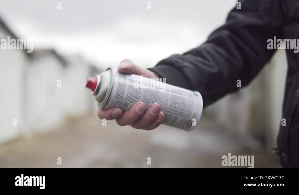 Can shaking Stock Videos & Footage - HD and 4K Video Clips - Alamy