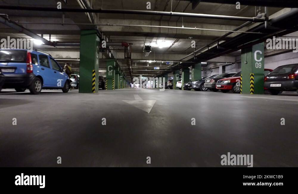 Car crowd Stock Videos & Footage - HD and 4K Video Clips - Alamy