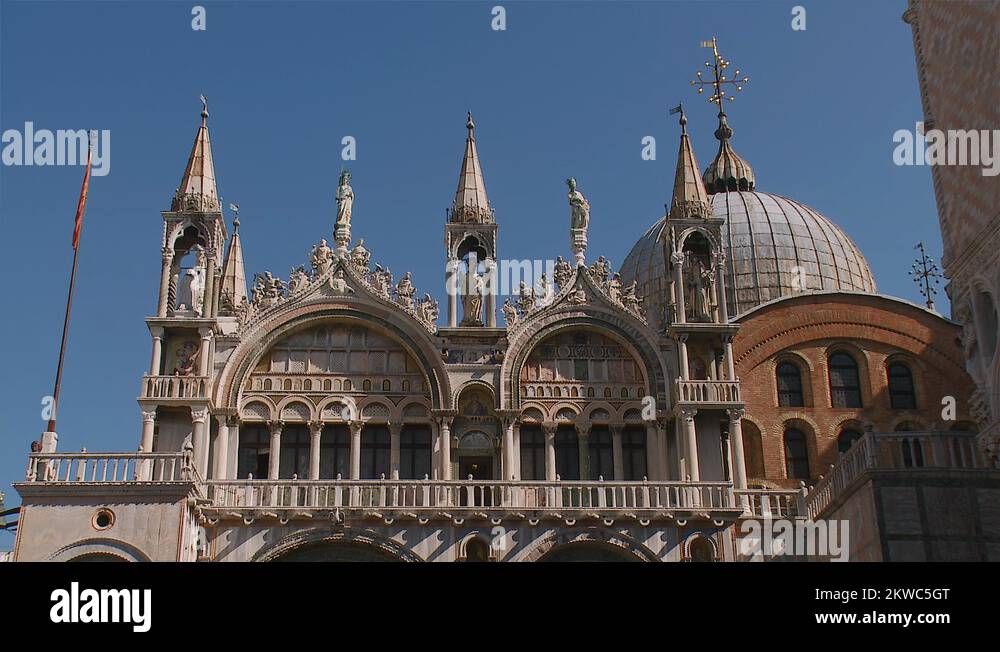 Back cathedral Stock Videos & Footage - HD and 4K Video Clips - Alamy