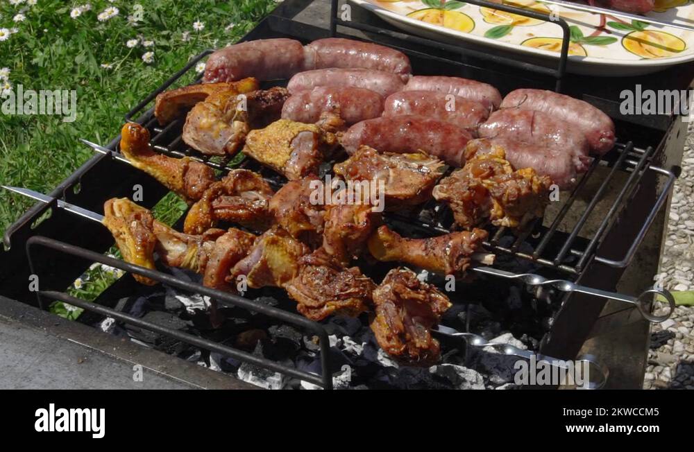 Cooked beef sausages Stock Videos & Footage - HD and 4K Video Clips - Alamy