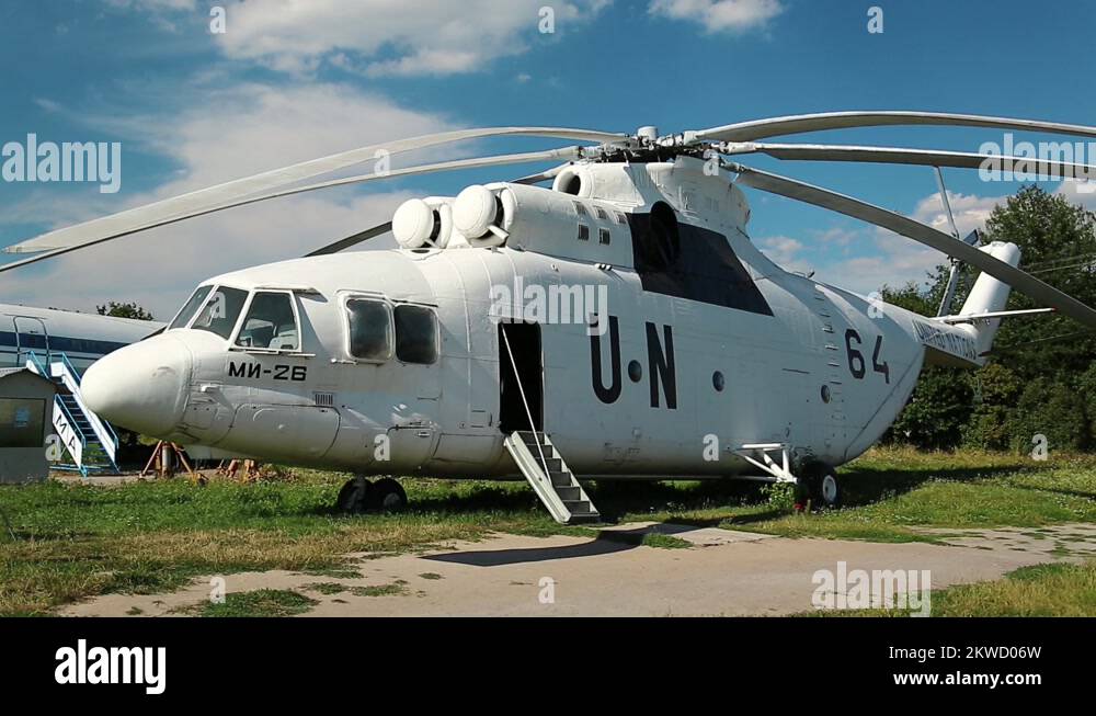 Mil mi 26 helicopter Stock Videos & Footage - HD and 4K Video Clips - Alamy
