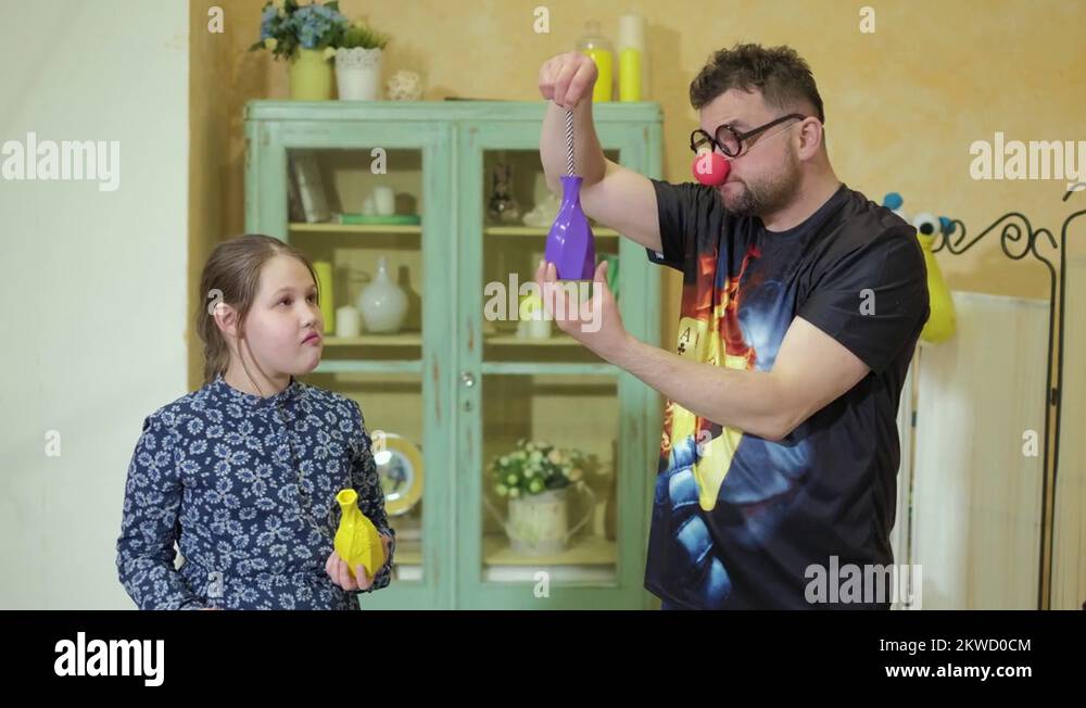 Magic rope trick Stock Videos & Footage - HD and 4K Video Clips - Alamy