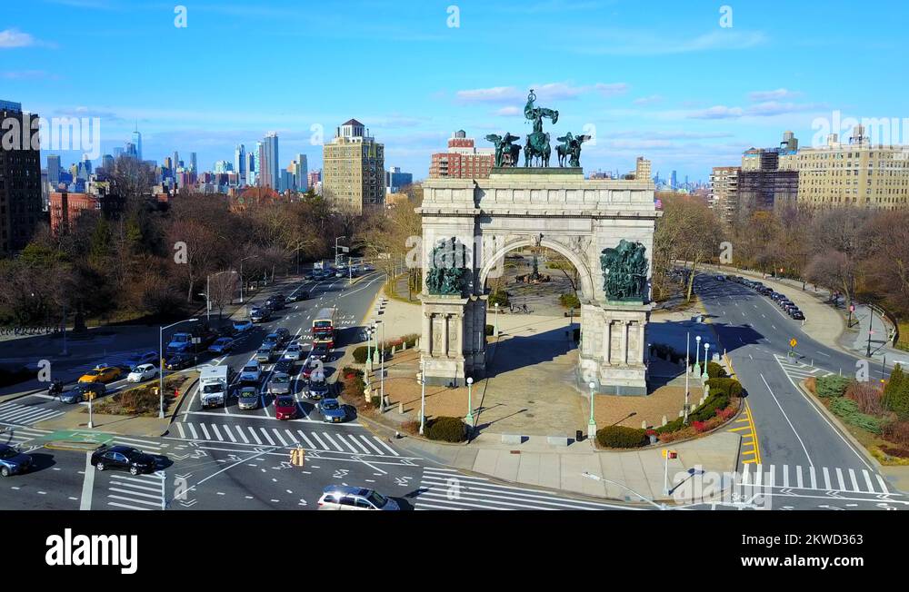 Memorial arch Stock Videos & Footage - HD and 4K Video Clips - Alamy