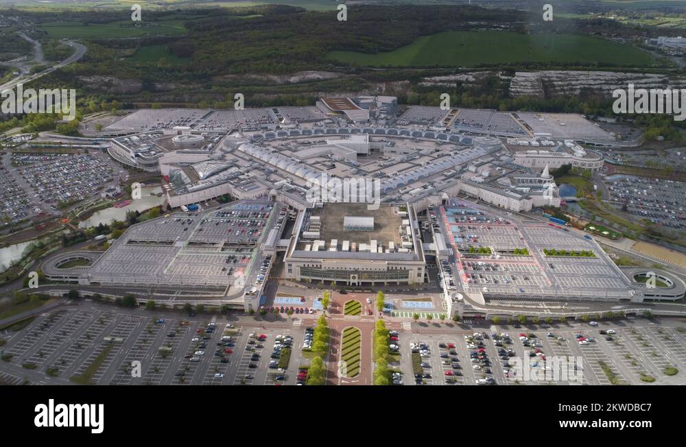 Mall aerial Stock Videos & Footage - HD and 4K Video Clips - Alamy