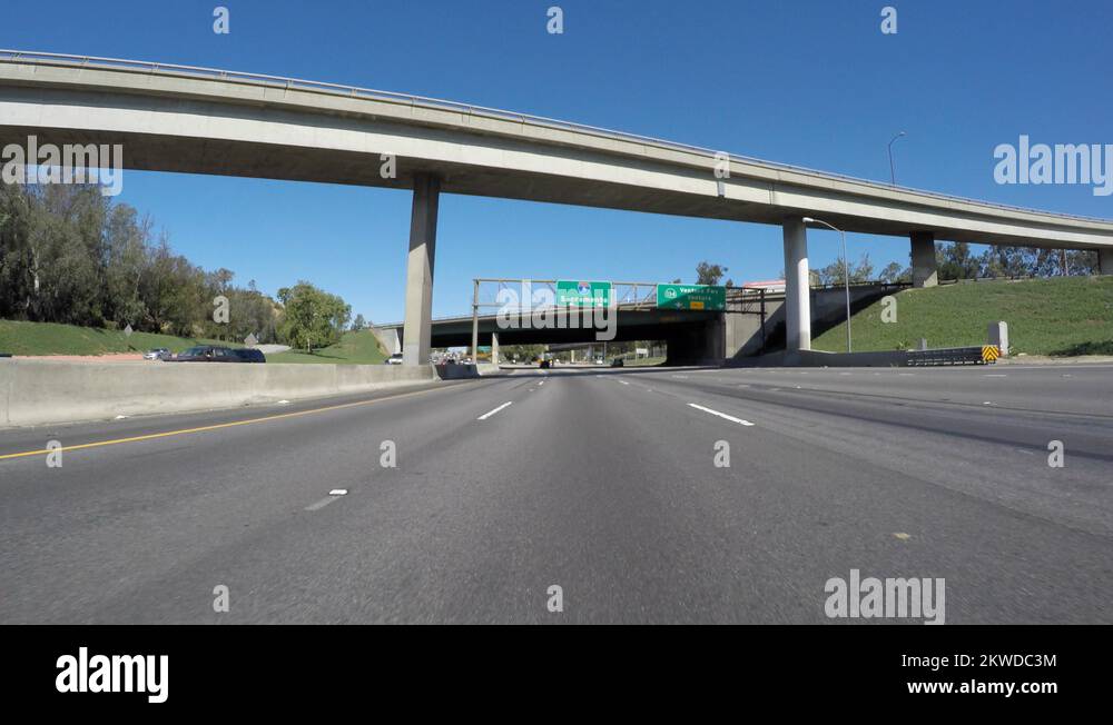 5 freeway sign Stock Videos & Footage - HD and 4K Video Clips - Alamy