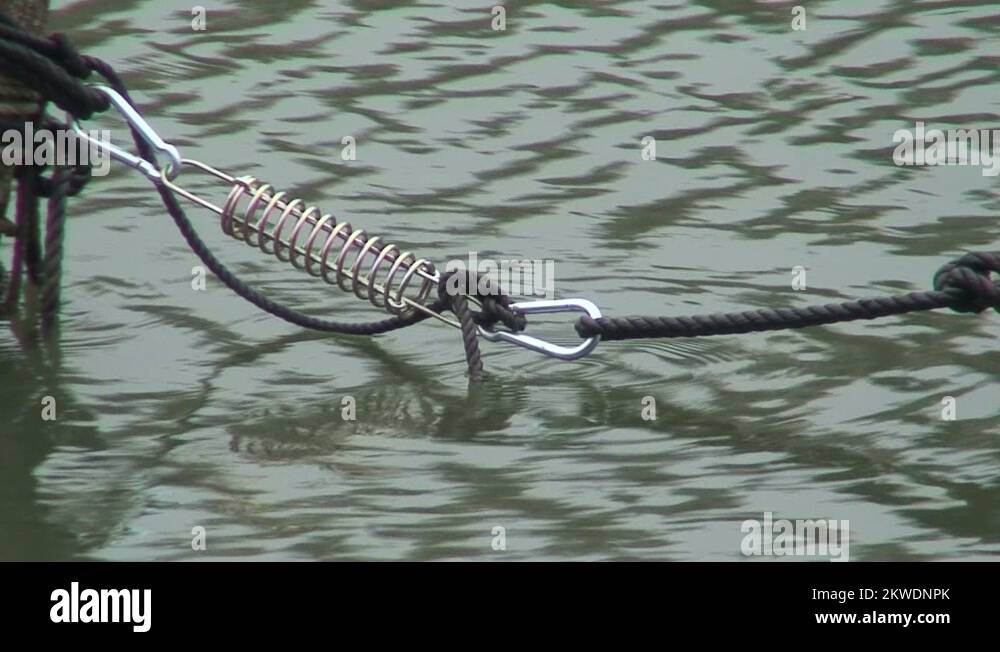 Absorber wave Stock Videos & Footage - HD and 4K Video Clips - Alamy