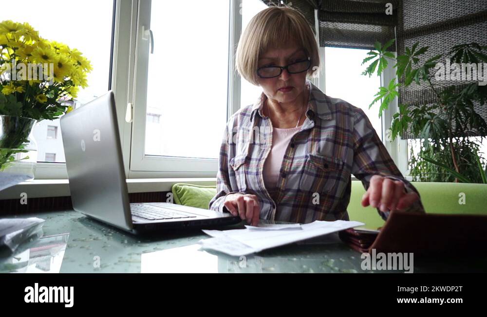 Person using internet banking Stock Videos & Footage - HD and 4K Video ...