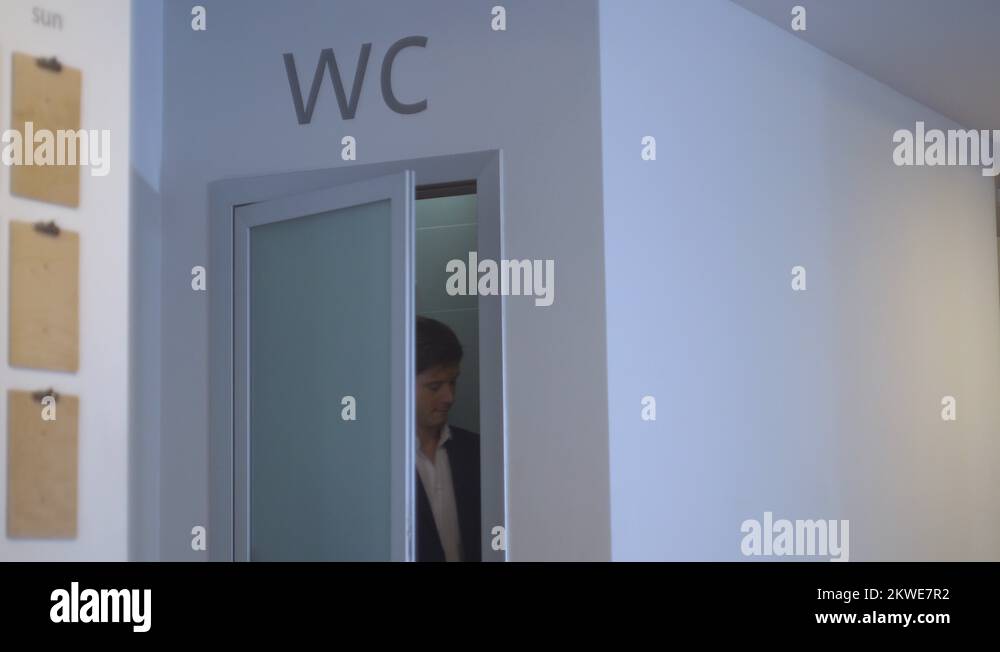 Men wc Stock Videos & Footage - HD and 4K Video Clips - Alamy