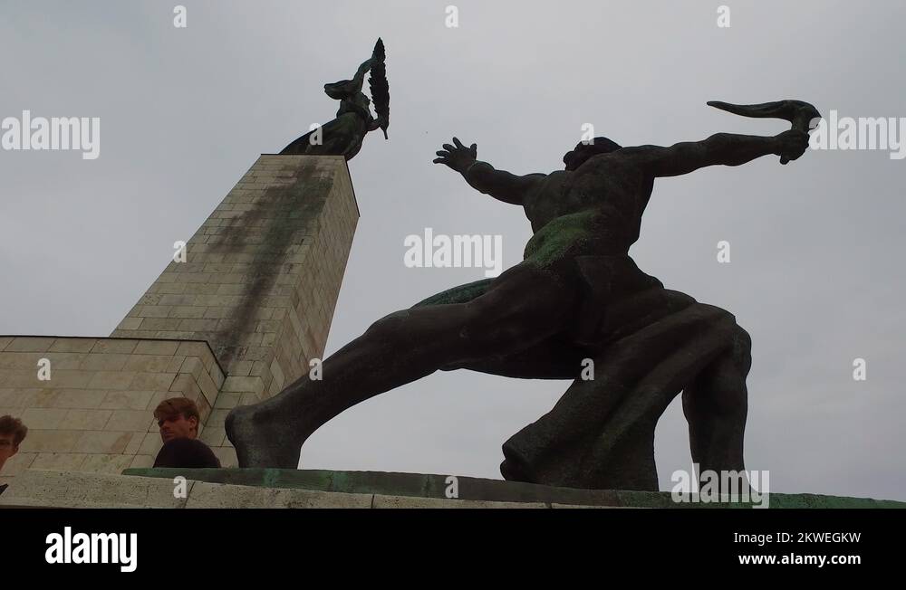 Communist statue Stock Videos & Footage - HD and 4K Video Clips - Alamy