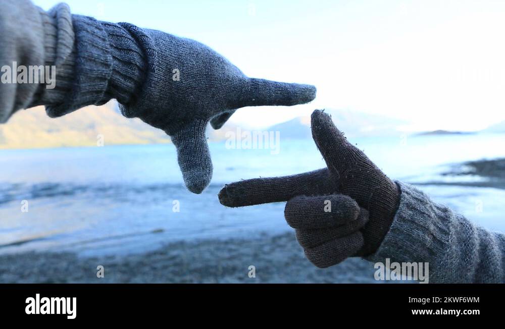 Humans horizontal Stock Videos & Footage - HD and 4K Video Clips - Alamy