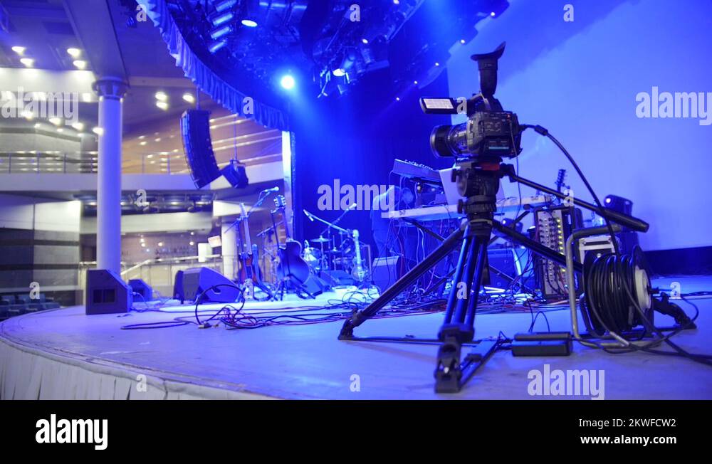 Seating on stage Stock Videos & Footage - HD and 4K Video Clips - Alamy