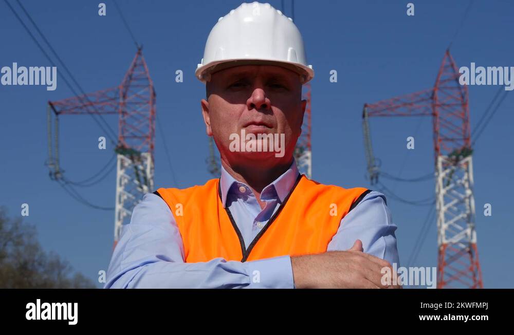 Technicianemployee Stock Videos & Footage - HD and 4K Video Clips - Alamy