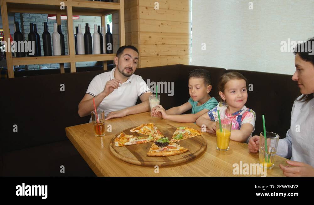 Four a pizza Stock Videos & Footage - HD and 4K Video Clips - Alamy