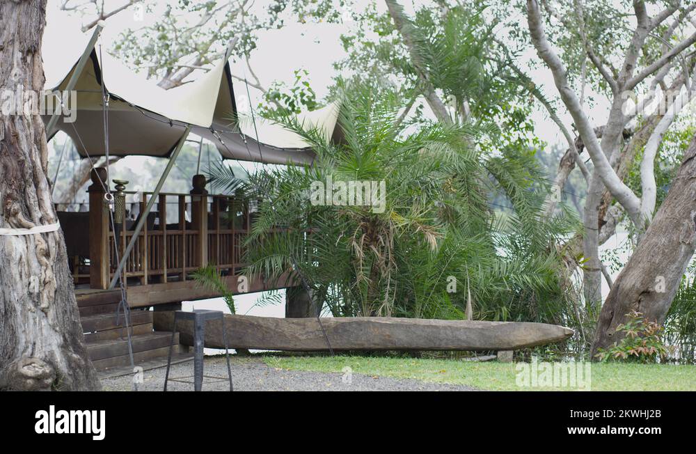 4K Exterior tented outdoor lodge where guests can dine at African ...