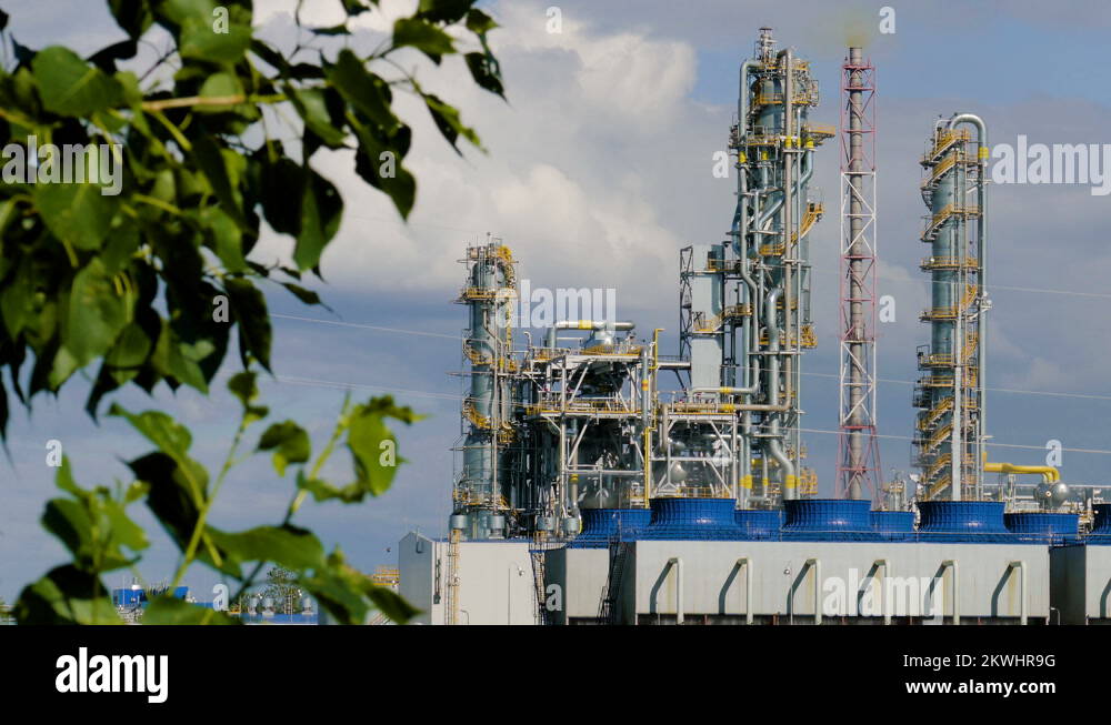 Nitric acid plant Stock Videos & Footage - HD and 4K Video Clips - Alamy