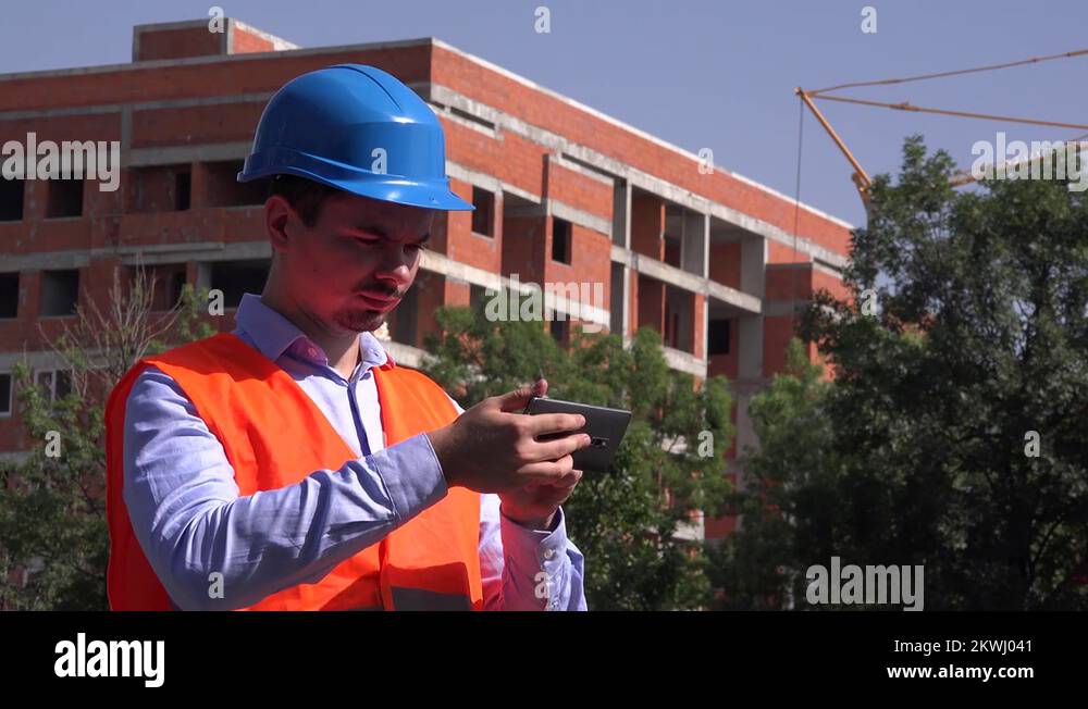 Workman portrait Stock Videos & Footage - HD and 4K Video Clips - Alamy