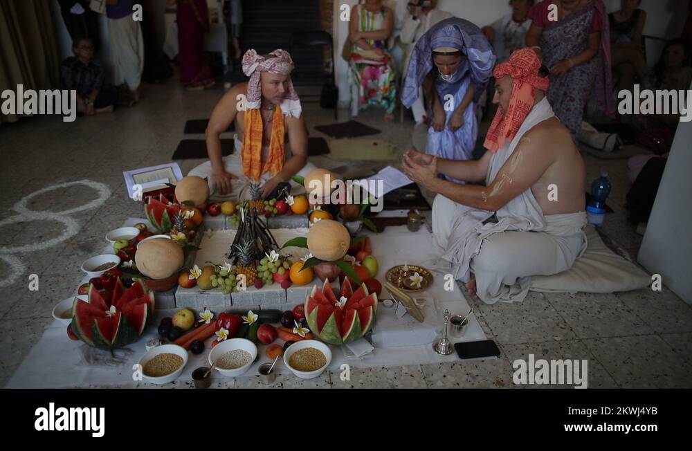 Indian wedding ceremony temple Stock Videos & Footage - HD and 4K Video ...
