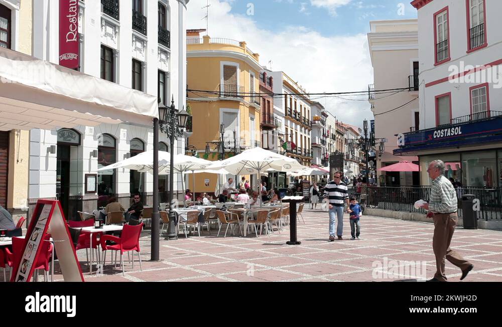 Public square europe Stock Videos & Footage - HD and 4K Video Clips - Alamy