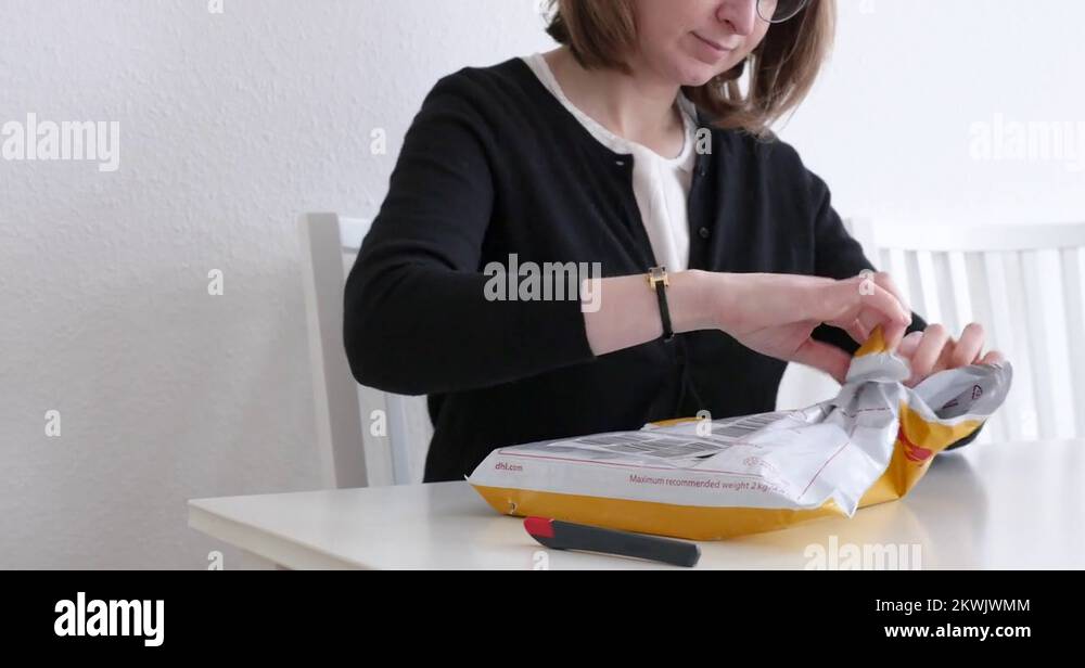 Dhl box Stock Videos & Footage - HD and 4K Video Clips - Alamy
