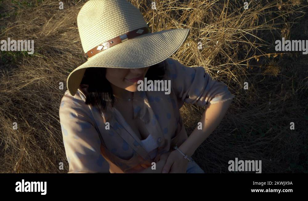 Cowboy falling Stock Videos & Footage - HD and 4K Video Clips - Alamy