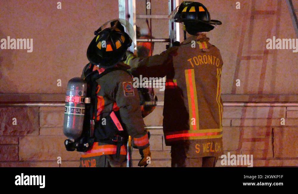 Ladder building fire Stock Videos & Footage - HD and 4K Video Clips - Alamy