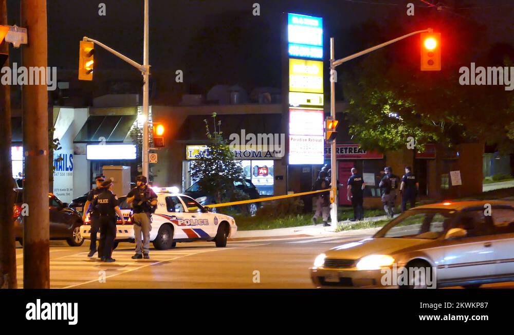 Traffic signaling Stock Videos & Footage - HD and 4K Video Clips - Alamy