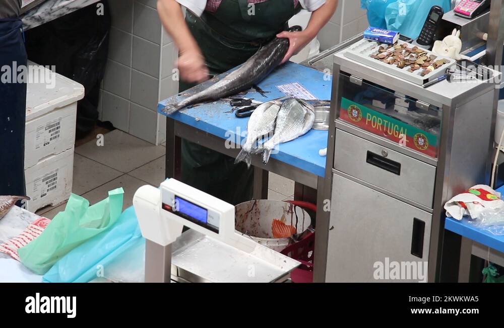Fishmonger stand Stock Videos & Footage - HD and 4K Video Clips - Alamy