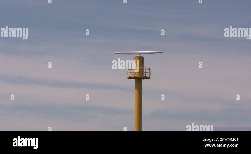 Radar rotating antenna Stock Videos & Footage - HD and 4K Video Clips ...