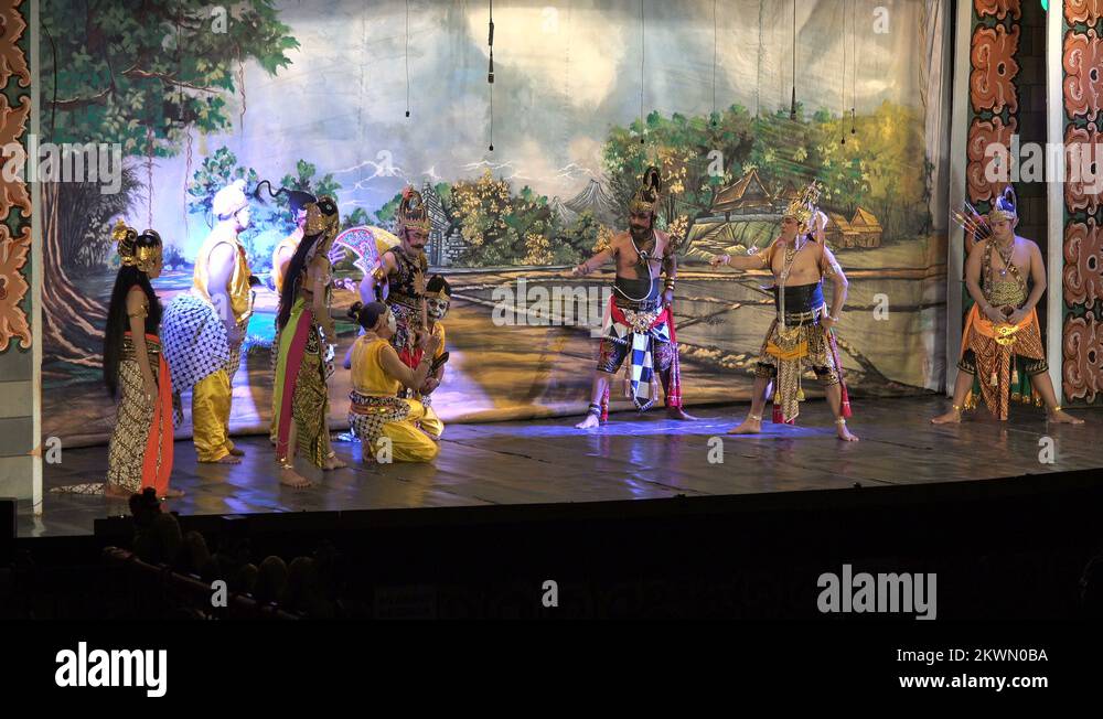 Wayang orang Stock Videos & Footage - HD and 4K Video Clips - Alamy