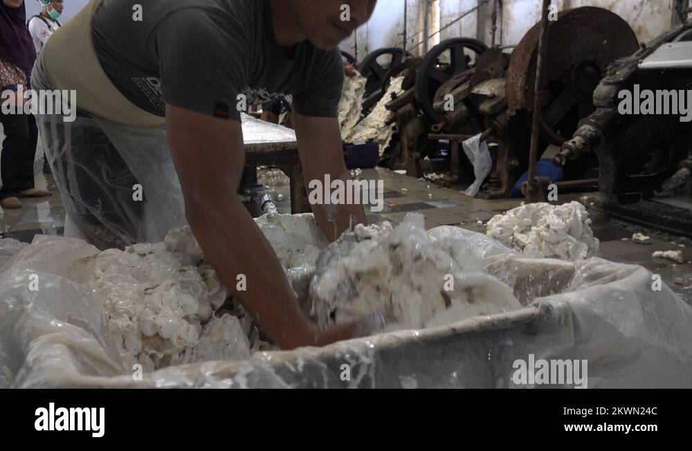 Latex labor Stock Videos & Footage - HD and 4K Video Clips - Alamy