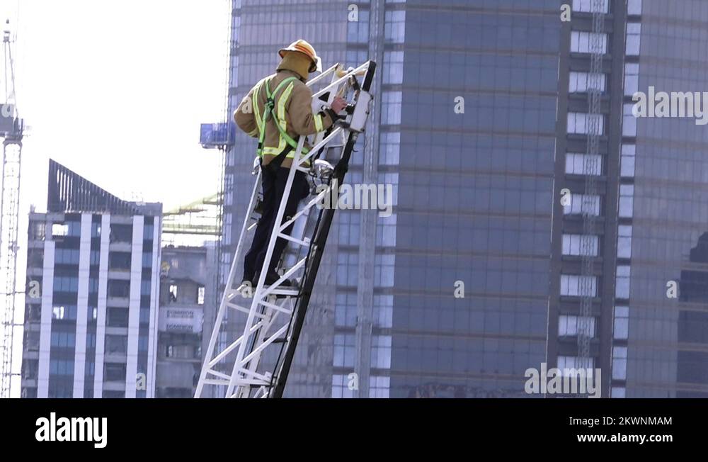 Hydraulic platform fire brigade Stock Videos & Footage - HD and 4K ...