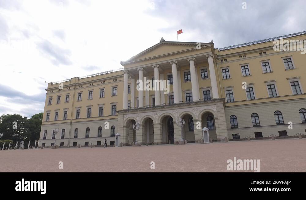Oslo royal castle Stock Videos & Footage - HD and 4K Video Clips - Alamy