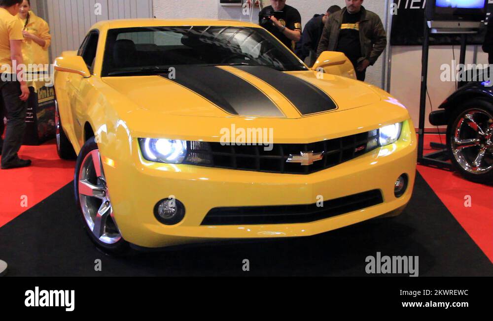 Chevrolet camaro motor Stock Videos & Footage - HD and 4K Video Clips ...