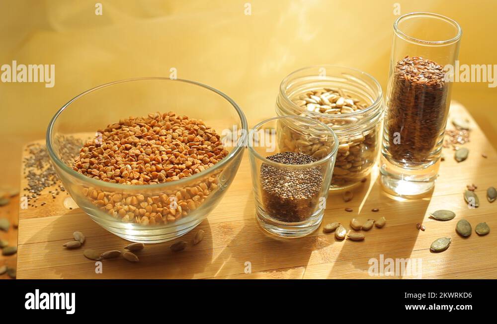 Linseed chia seed Stock Videos & Footage - HD and 4K Video Clips - Alamy