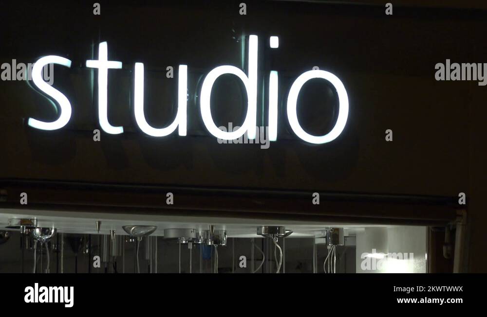 Photo studio sign Stock Videos & Footage - HD and 4K Video Clips - Alamy