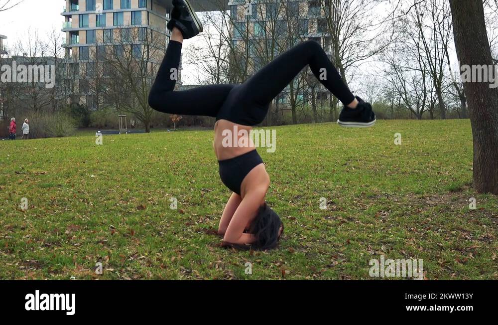Do a headstand Stock Videos & Footage - HD and 4K Video Clips - Alamy