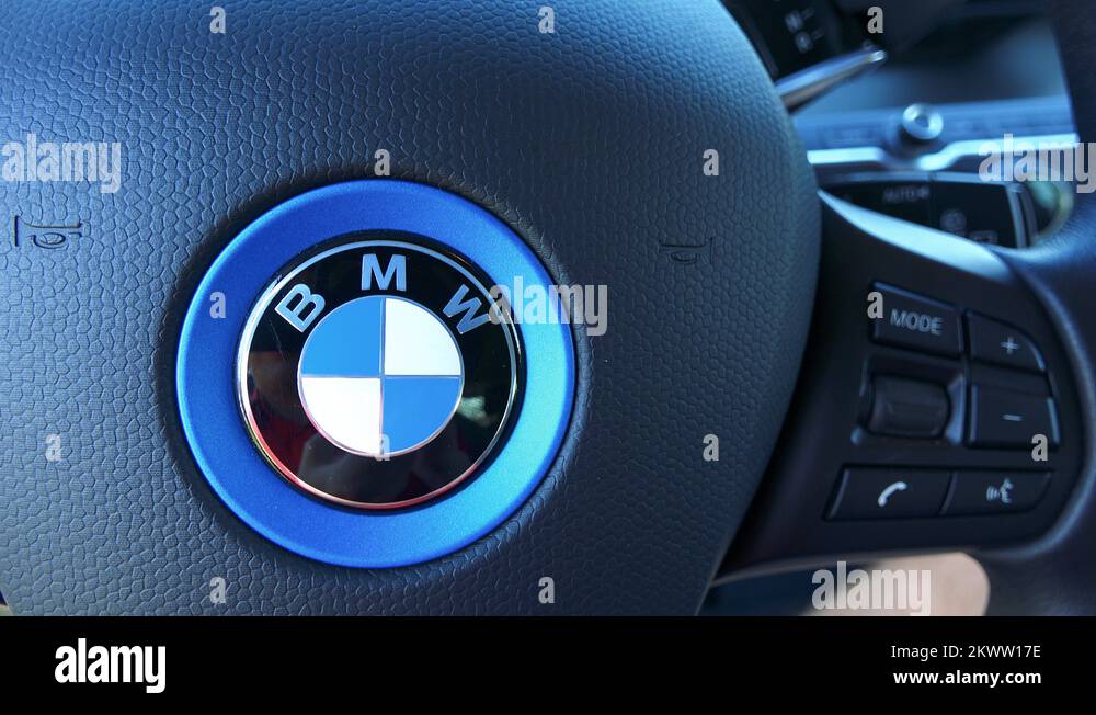Bmw symbol of luxury Stock Videos & Footage - HD and 4K Video Clips - Alamy