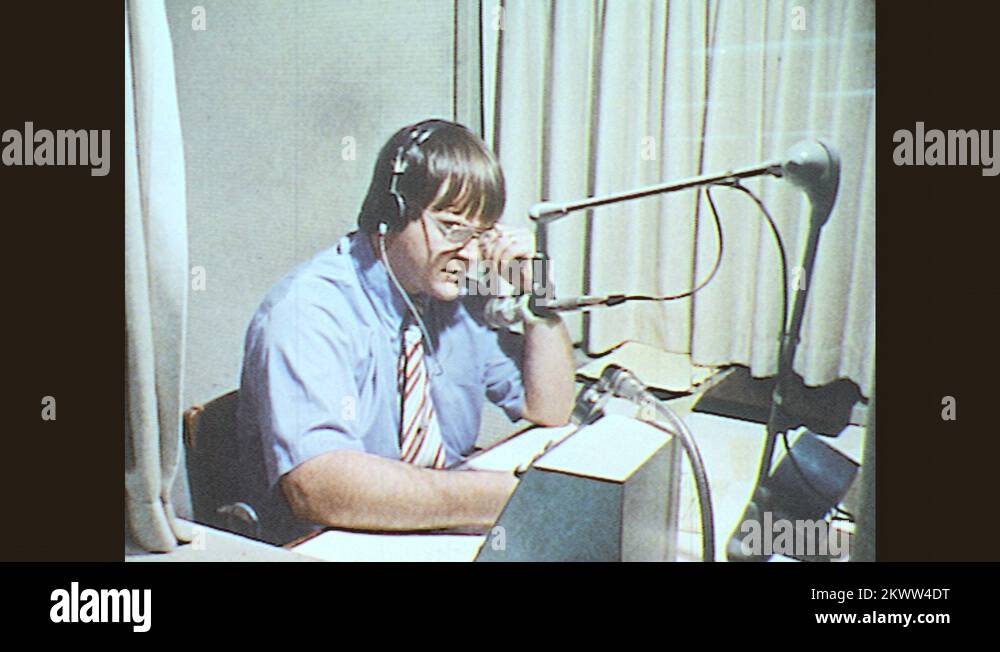 1970s news studio Stock Videos & Footage - HD and 4K Video Clips - Alamy