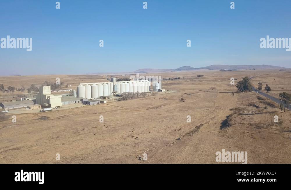 Grain silo complex Stock Videos & Footage - HD and 4K Video Clips - Alamy