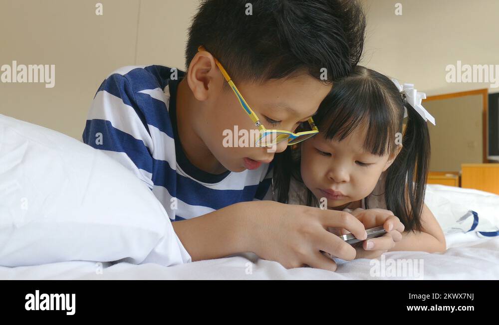 Children playing games on phone Stock Videos & Footage - HD and 4K ...
