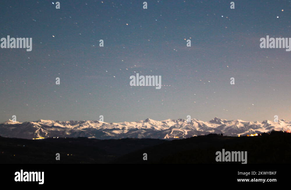 Stars at night alps Stock Videos & Footage - HD and 4K Video Clips - Alamy