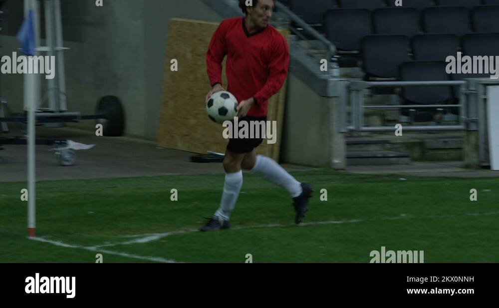 Corner kick Stock Videos & Footage - HD and 4K Video Clips - Alamy