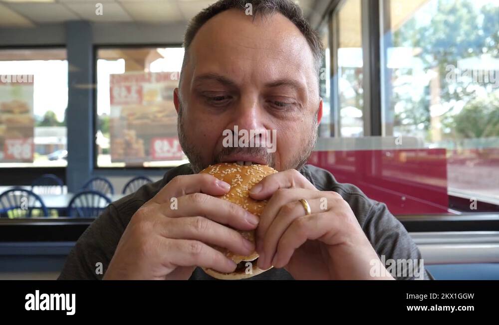 Eat sandwich chain Stock Videos & Footage - HD and 4K Video Clips - Alamy