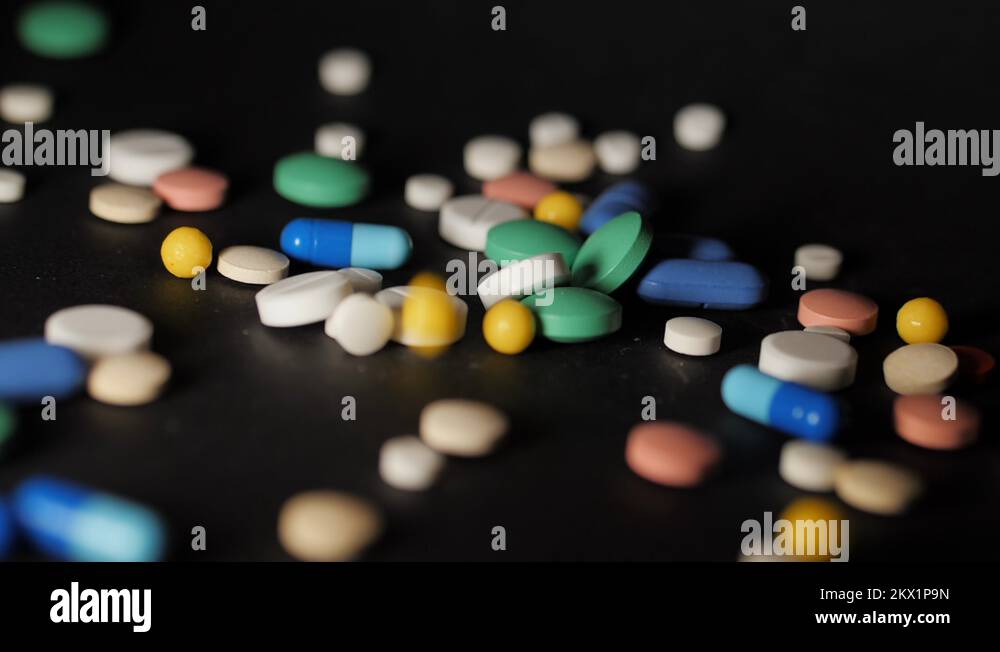 Cure medicament Stock Videos & Footage - HD and 4K Video Clips - Alamy