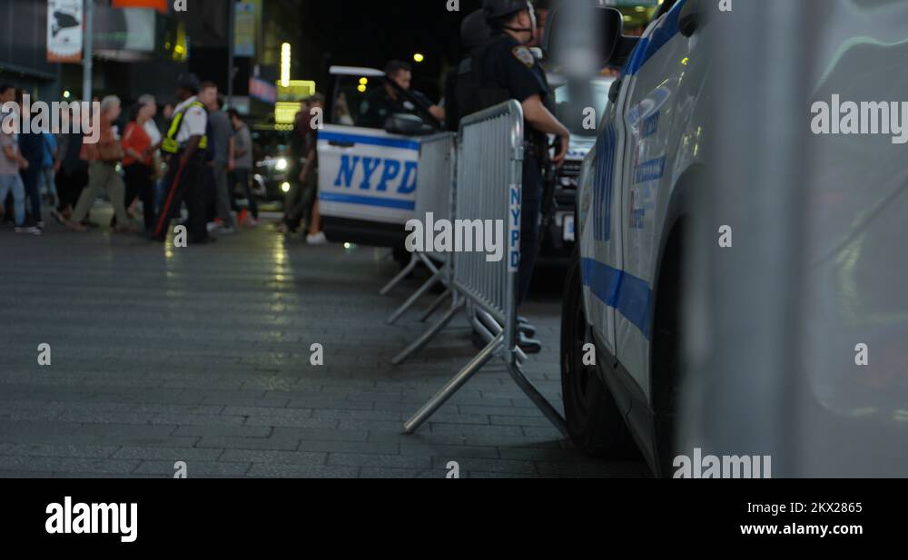 NYPD Police standing guard - New York city september 12 2017 Stock ...