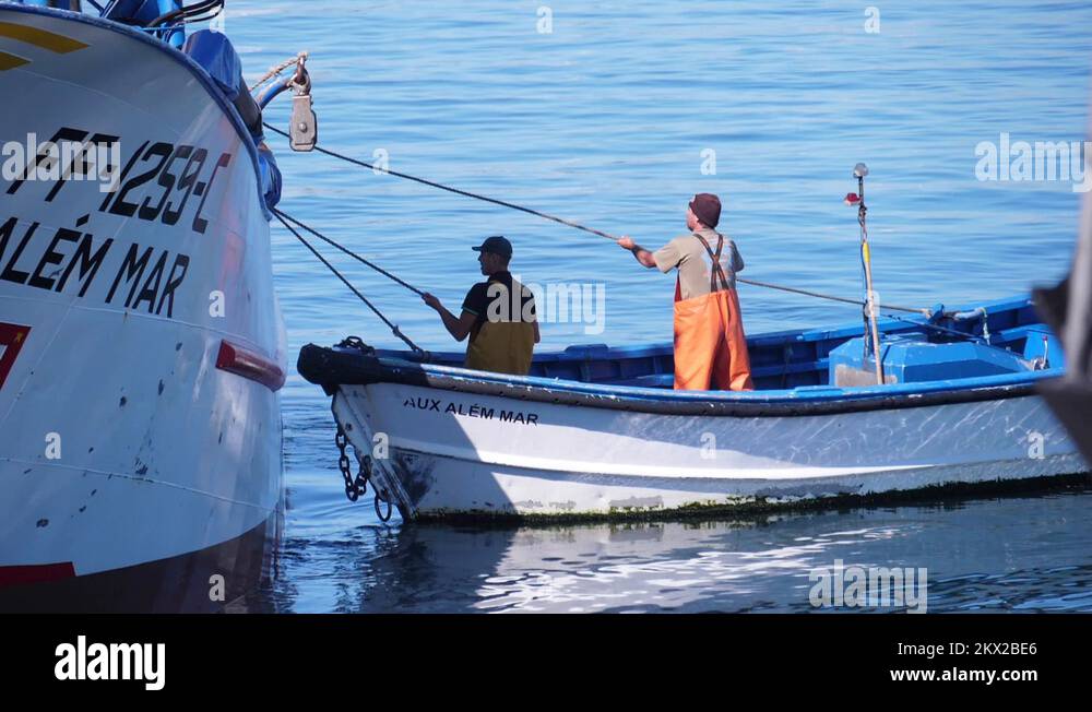 Moor boat Stock Videos & Footage - HD and 4K Video Clips - Alamy