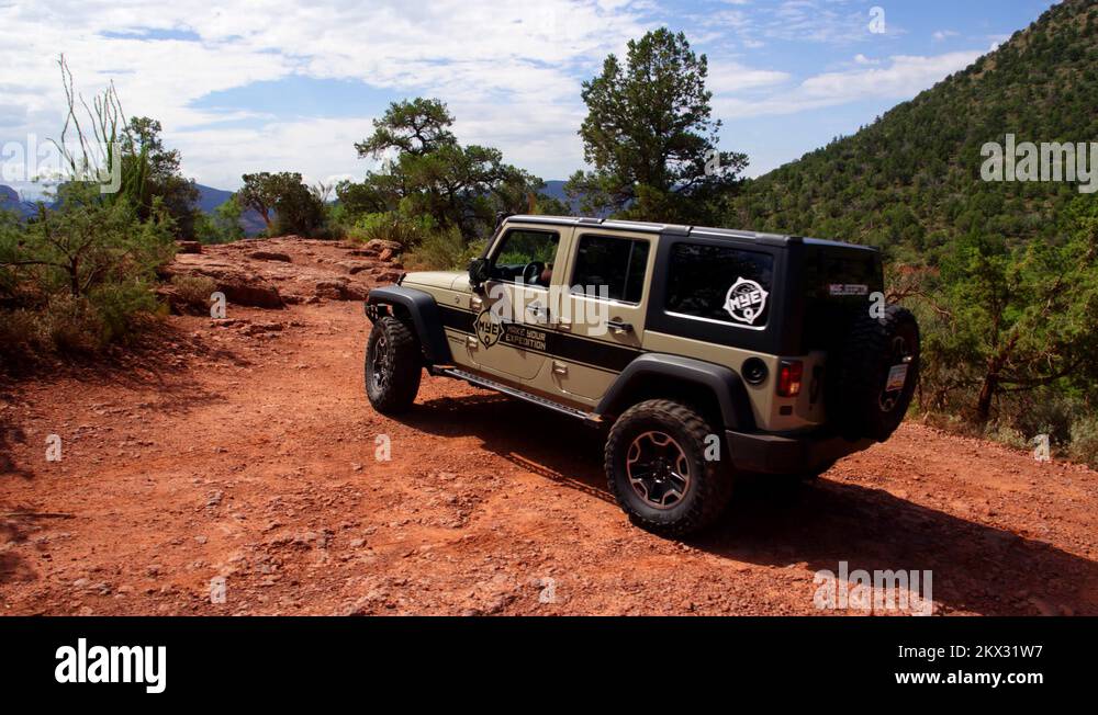 Jeep Wrangler Off Road in Sedona Tracking Shot Stock Video Footage - Alamy