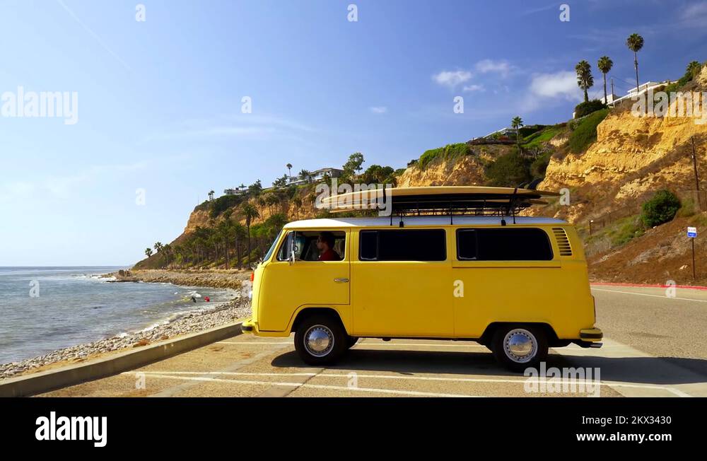 Classic vw bus Stock Videos & Footage - HD and 4K Video Clips - Alamy