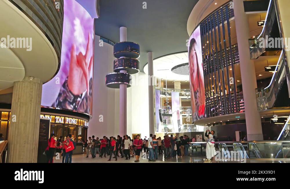 SkyAvenue is a new shopping mall in Genting Highlands, Pahang Malaysia ...